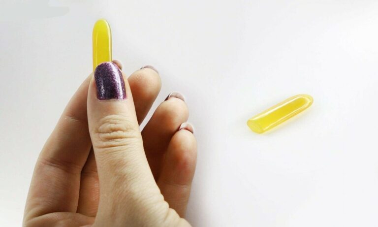 Mezrab Pick for Persian Tar Yellow Agate - ShopiPersia