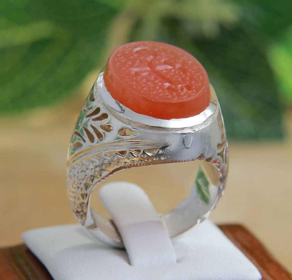 Islamic Silver Ring for Men with Red Yemeni Aqeeq - ShopiPersia