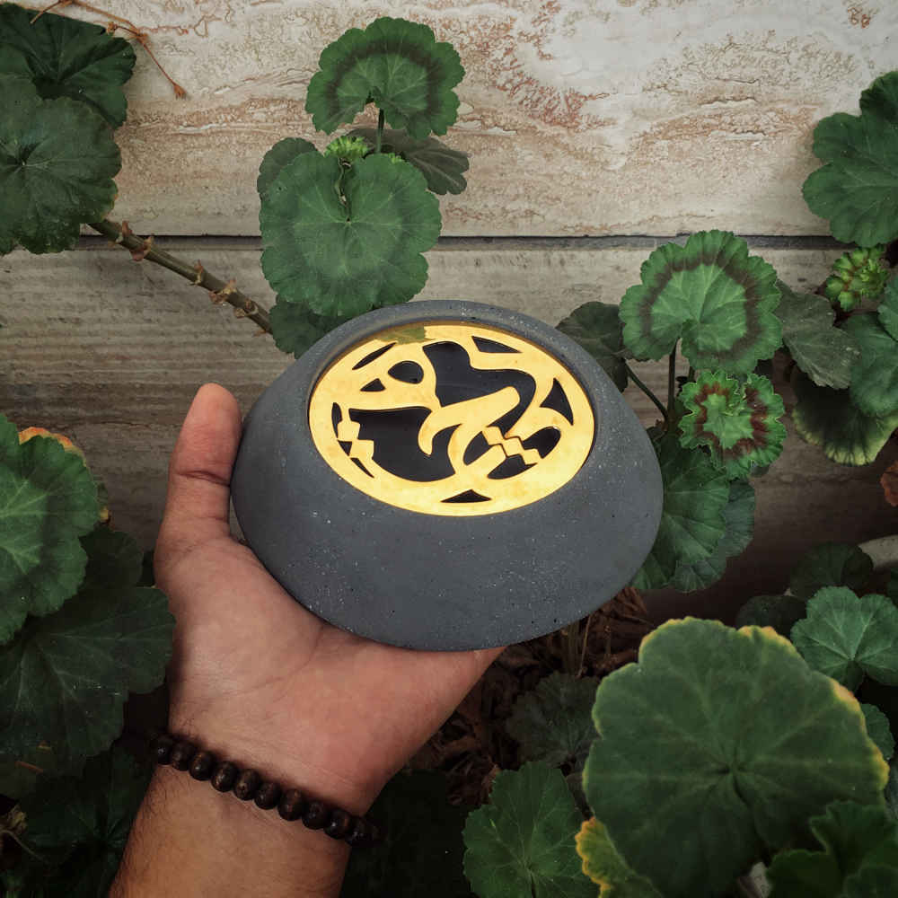 Persian Cement Ashtray – Modern Hich Calligraphy Design - ShopiPersia