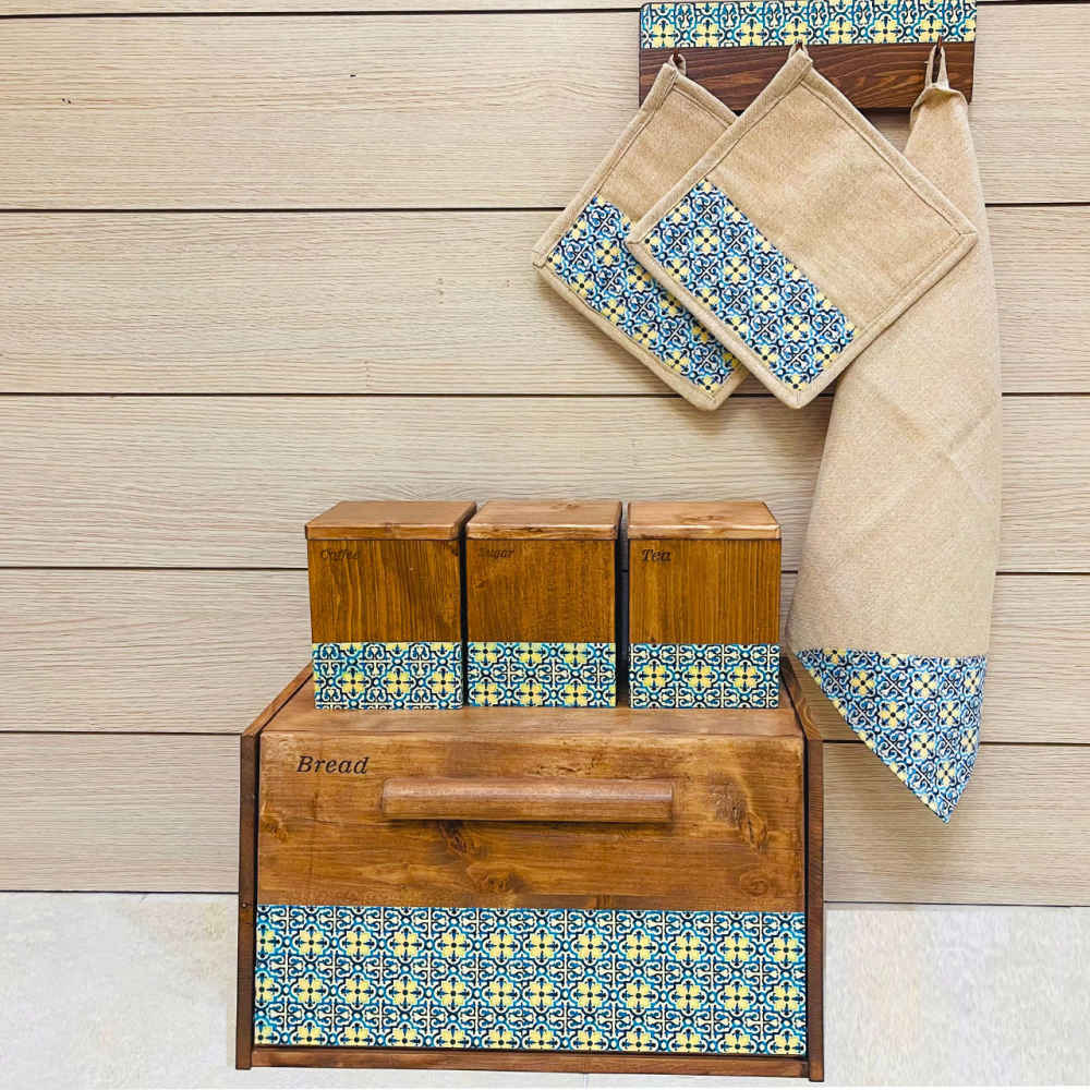 16-Piece Kitchen Accessories Set Traditional - ShopiPersia