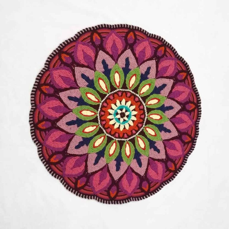 Macrame Hand-Knit Round Rug Model Sun - ShopiPersia