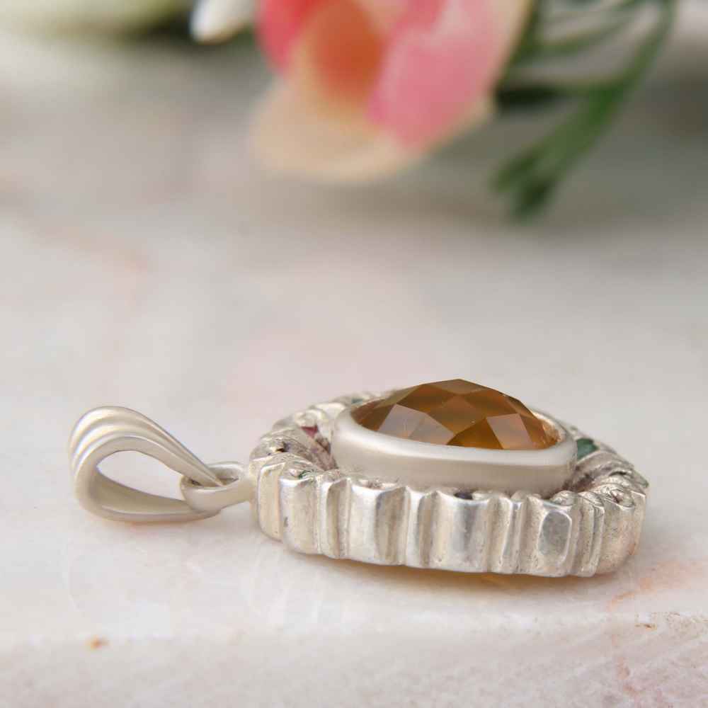 Persian Silver Pendant Classic Style with Agate Gemstone Sam - ShopiPersia