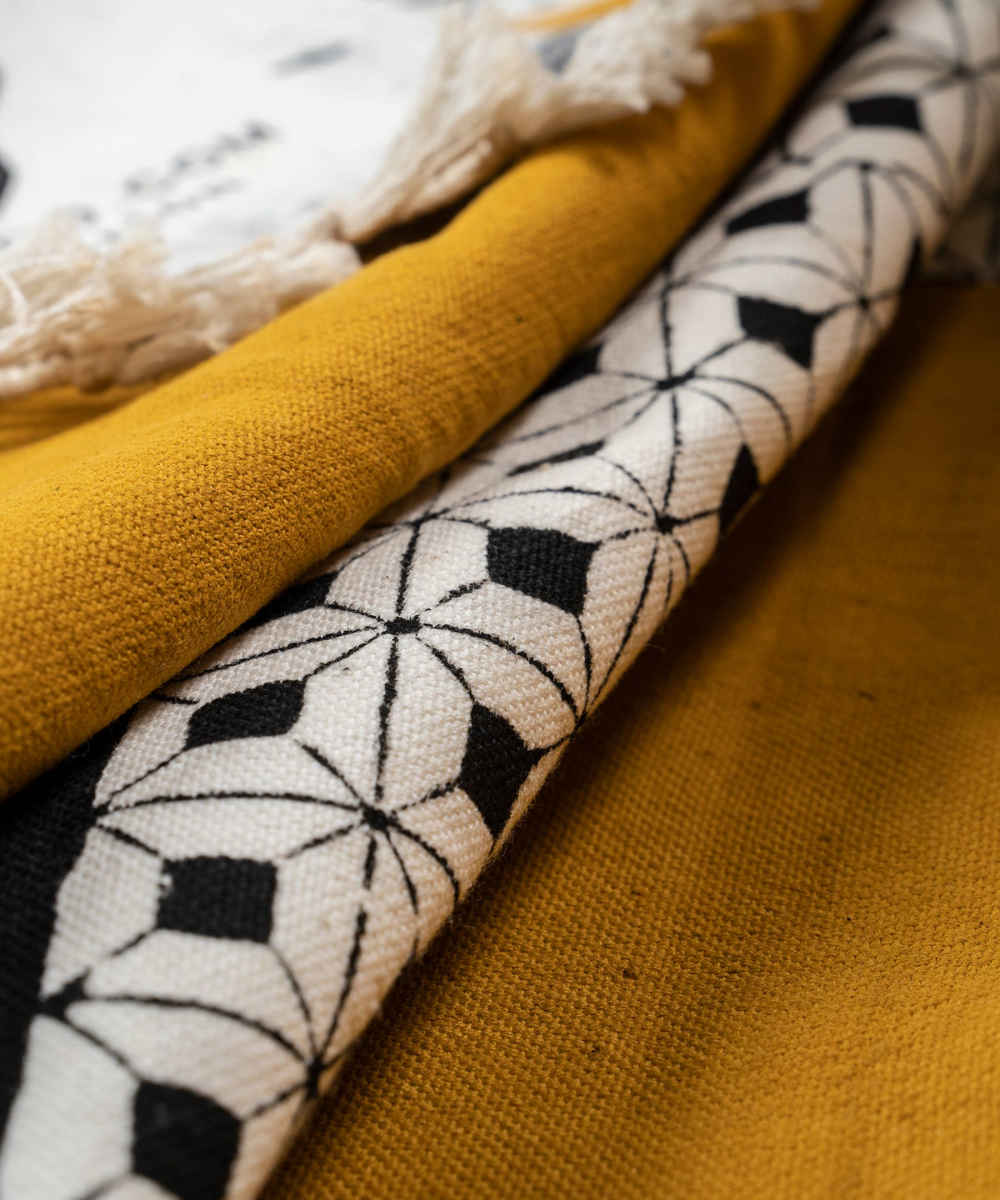 Block Print Linen Tablecloth Model Shabnaz - ShopiPersia