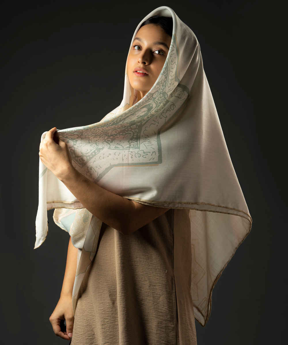 Persian Scarf for Women - Luxe and Vibrant Motif Sabooh - ShopiPersia