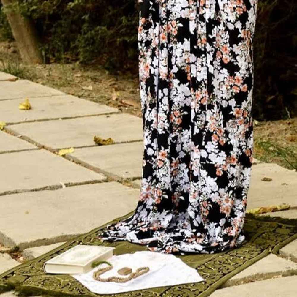 Islamic Namaz Chador with Sleeves for Women Ideal for Praying - Floral ...