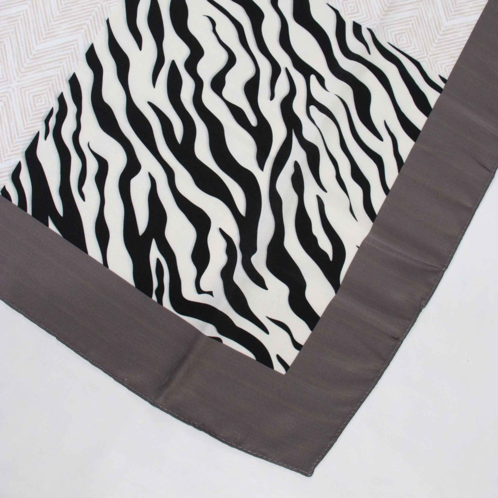 Printed Shawl for Women Artistic & Lightweight Zebra & Houndstooth ...