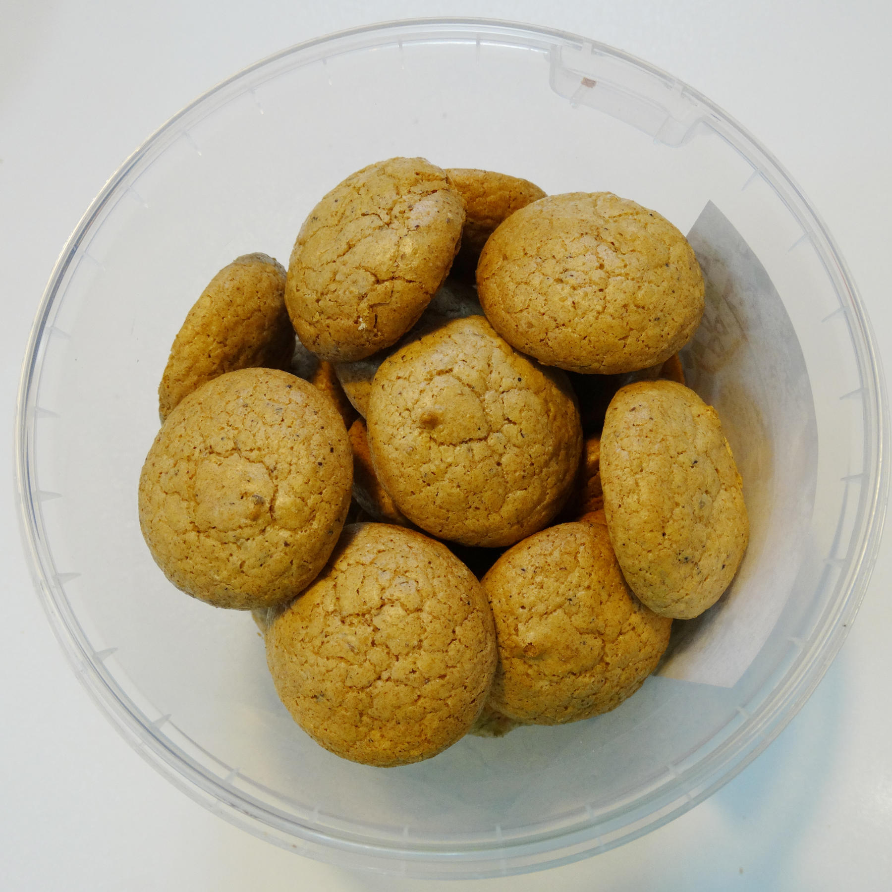 Traditional Persian Walnut Cookies from Qazvin 600 grams (2x) - ShopiPersia