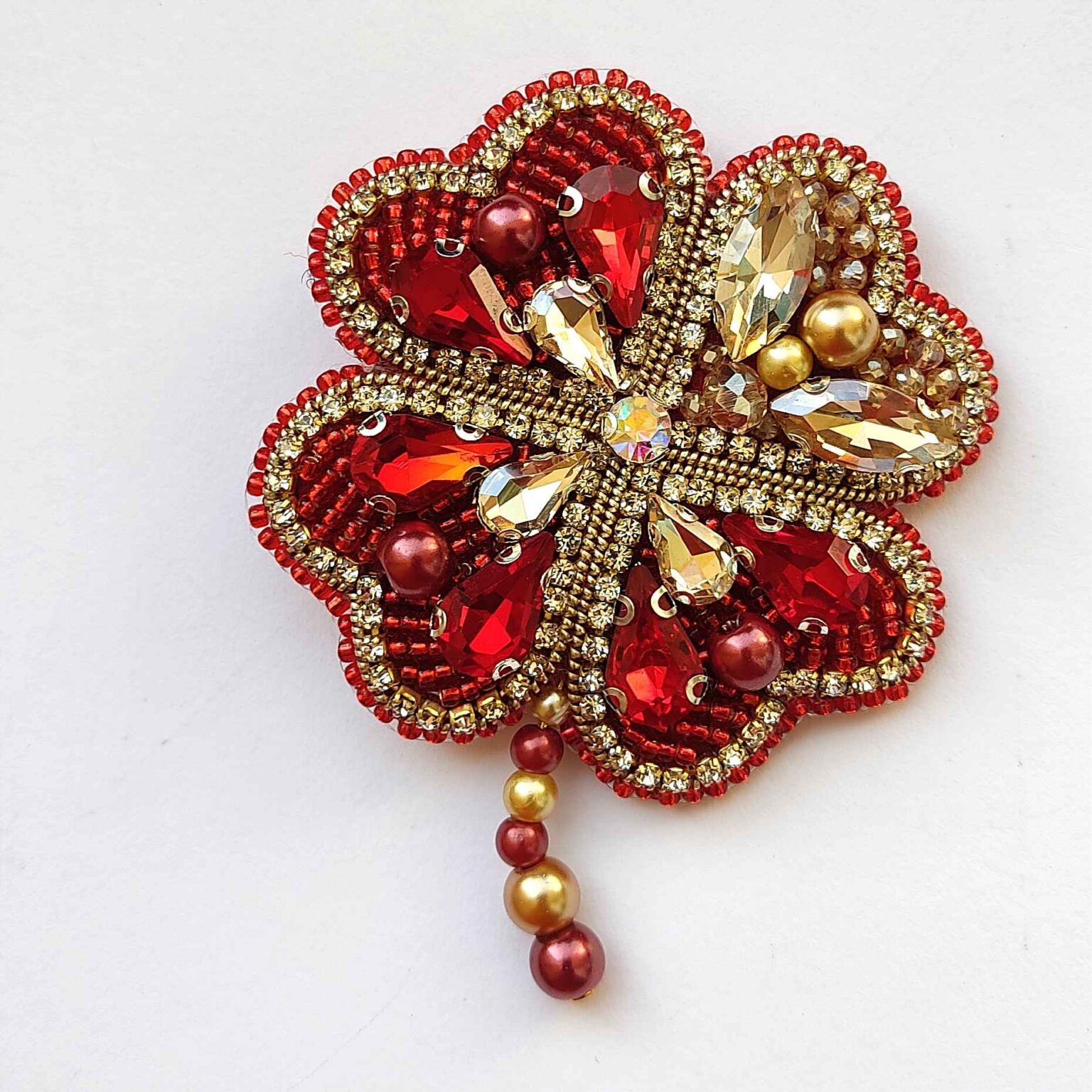 Feminine Beaded Brooch Pin with Flower Design - ShopiPersia