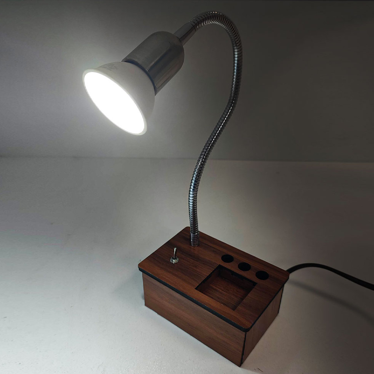 Wooden Desk Reading Lamp with Pencil Organizer Model KM80 - ShopiPersia