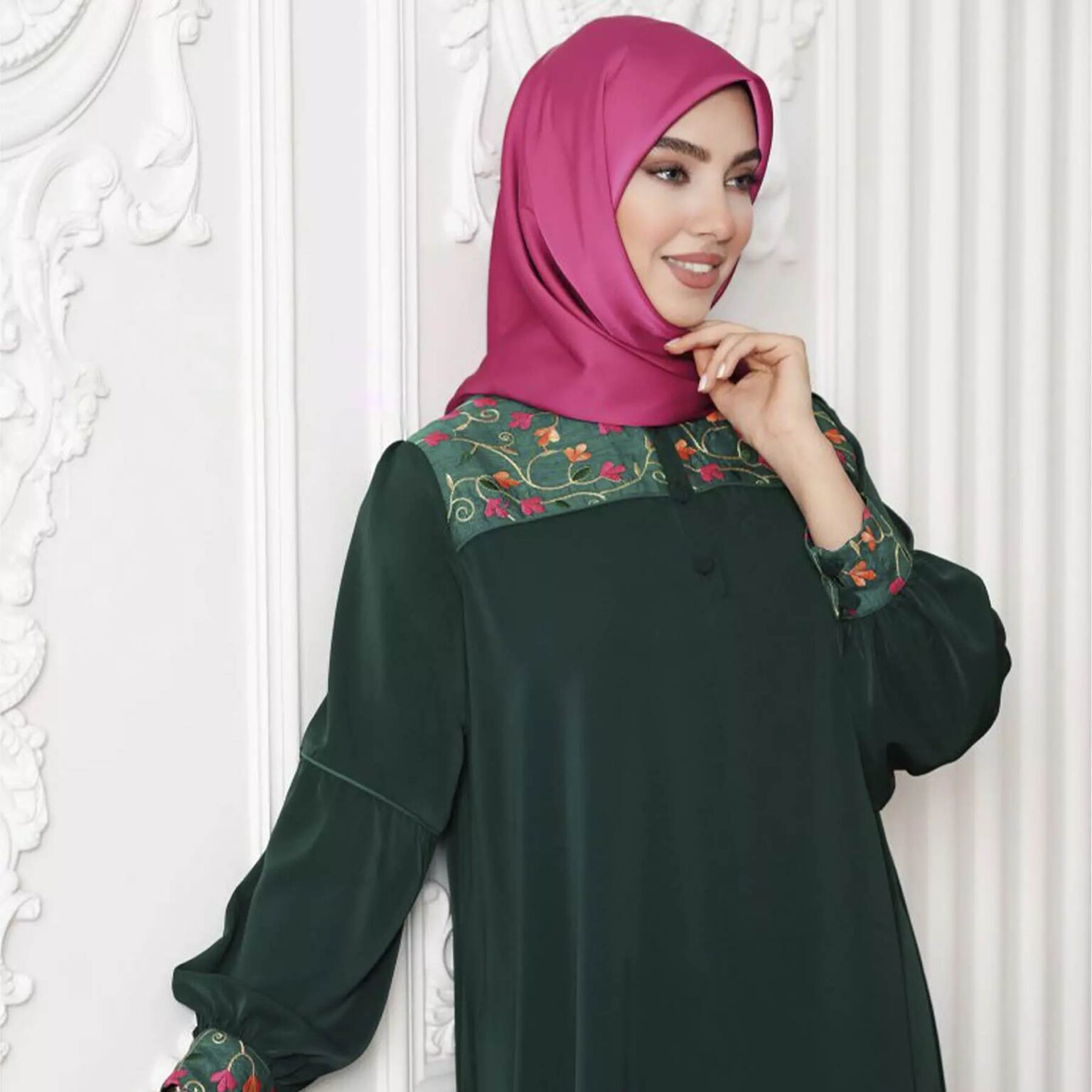 Loose Fit Abaya for Muslim Women Model Emerald - ShopiPersia