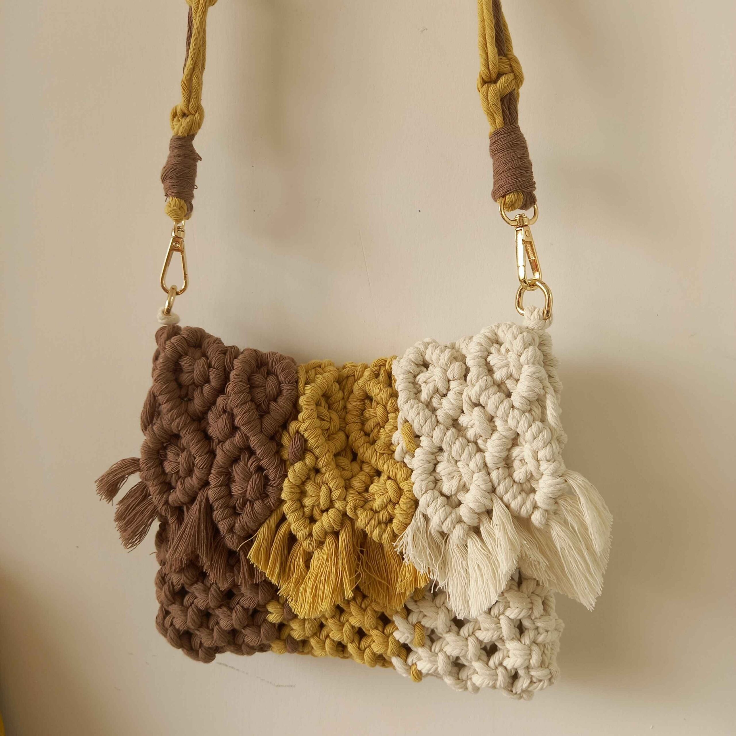 Macrame Shoulder Bag Handwoven for Women Model Leaf - ShopiPersia