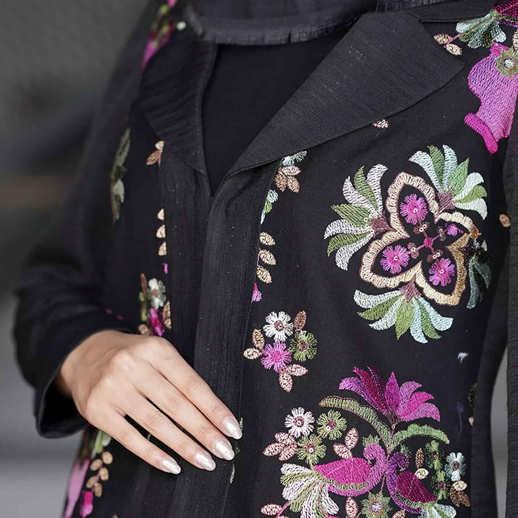 Persian Embroidered Manto for Women Model Flower - ShopiPersia