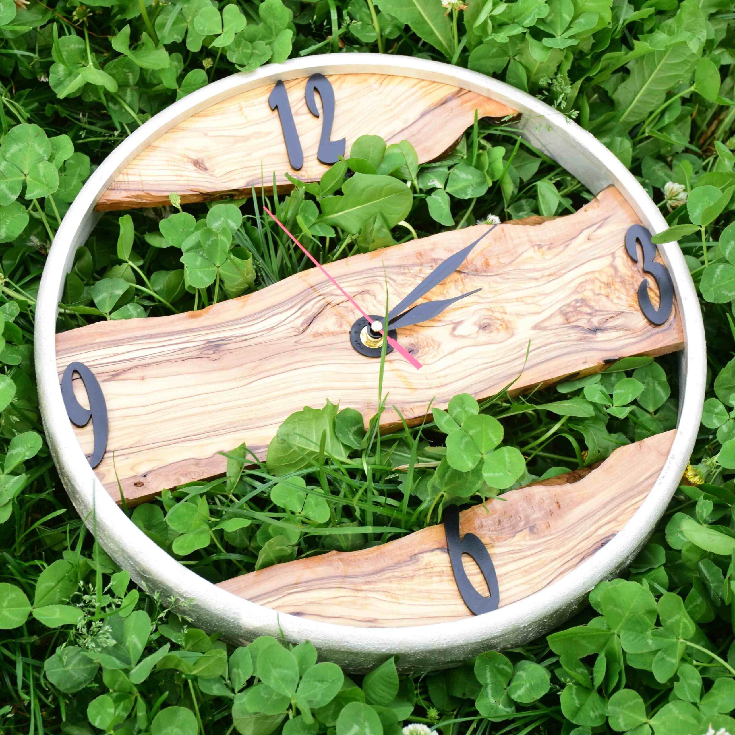 Rustic Wooden Wall Clock Handcrafted Model Cyrus - ShopiPersia