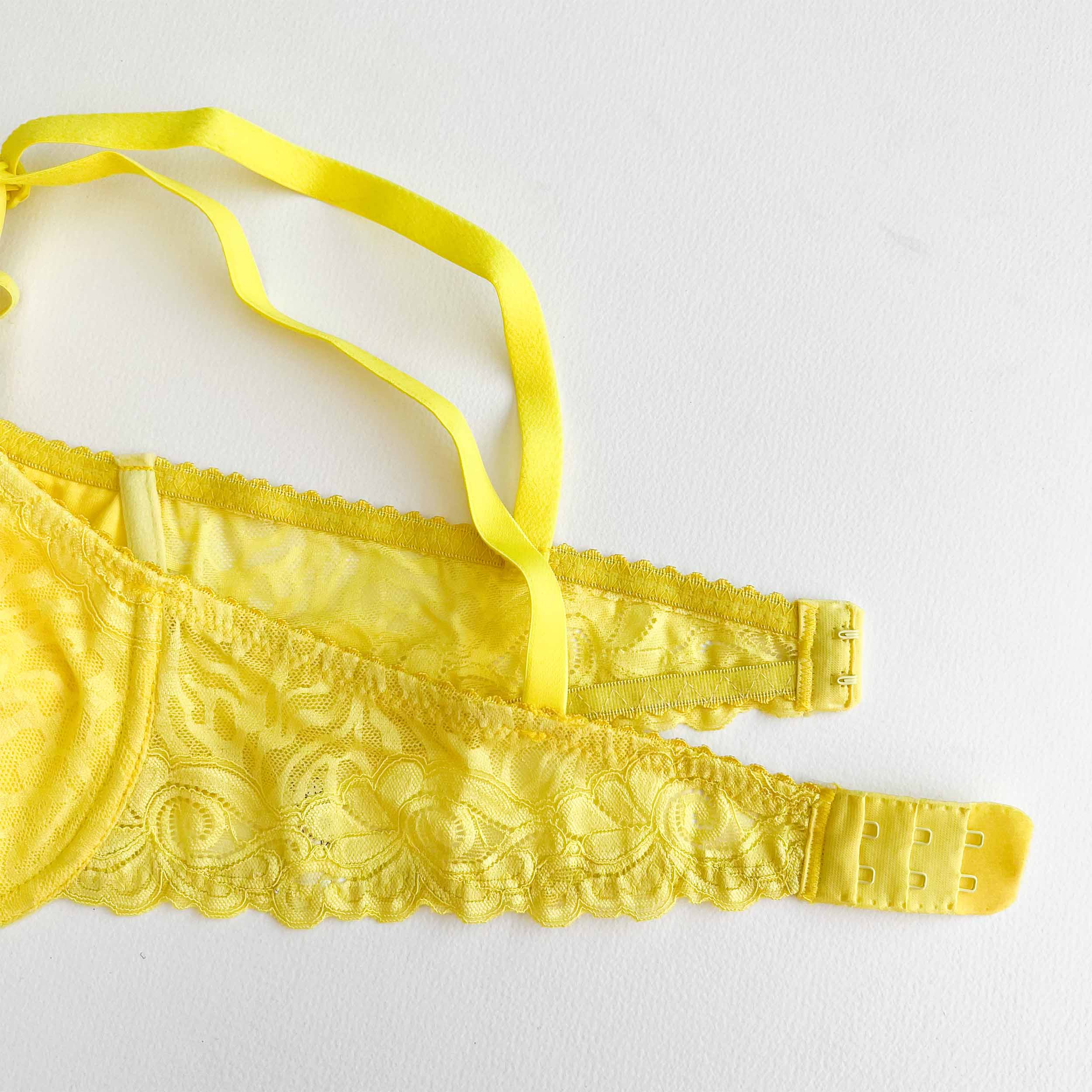 Women's Lingerie Set Lace Bra & Thong Guipure - ShopiPersia