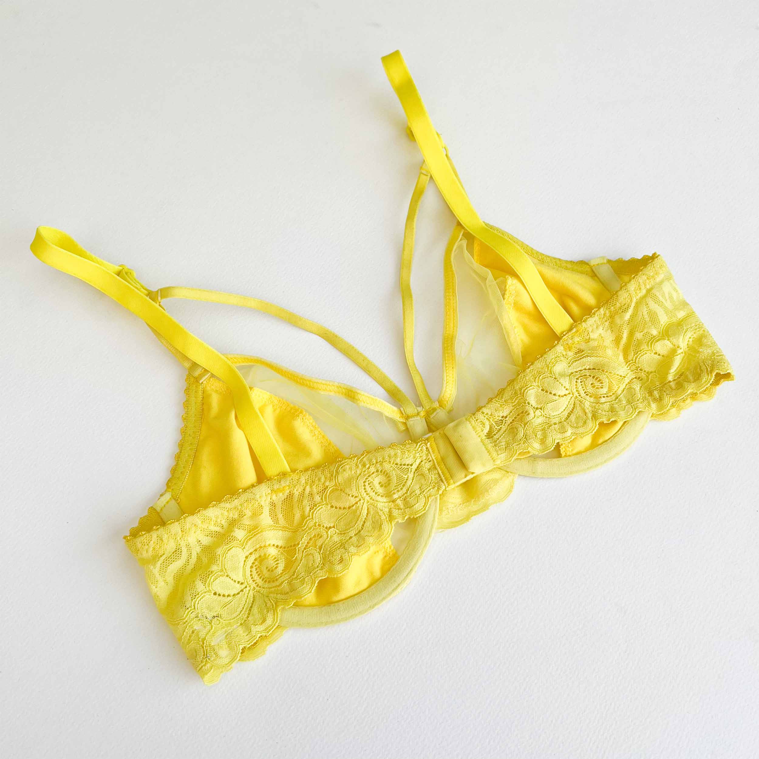 Women's Lingerie Set Lace Bra & Thong Guipure - ShopiPersia