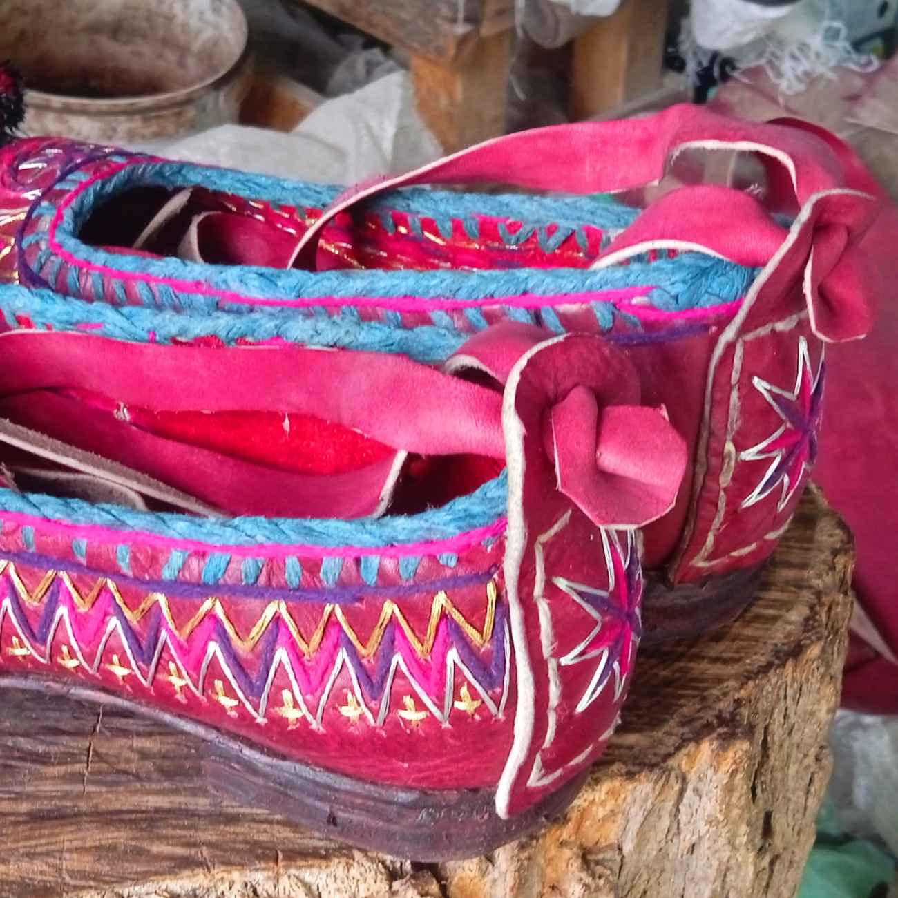 Elegant Charough Vintage Style Persian Slippers for Women - ShopiPersia