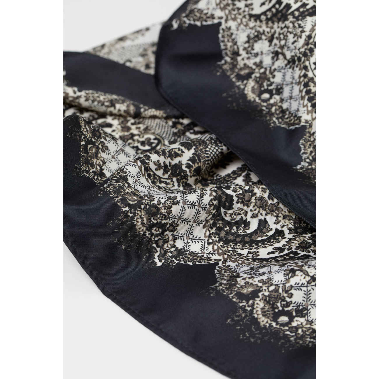 Persian Silk Neck Scarf for Women Luxe and Vibrant - ShopiPersia