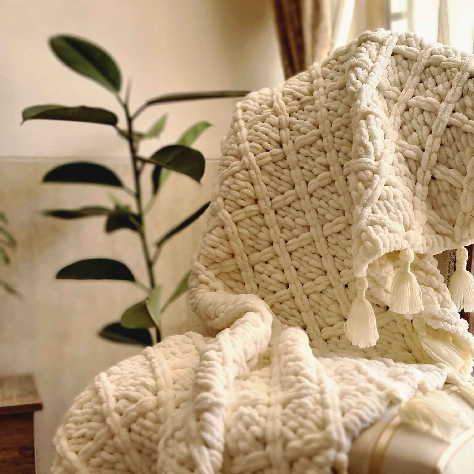 Luxuriously Soft Knitted Sofa Throw – Perfect for Cuddling & Lounging ...