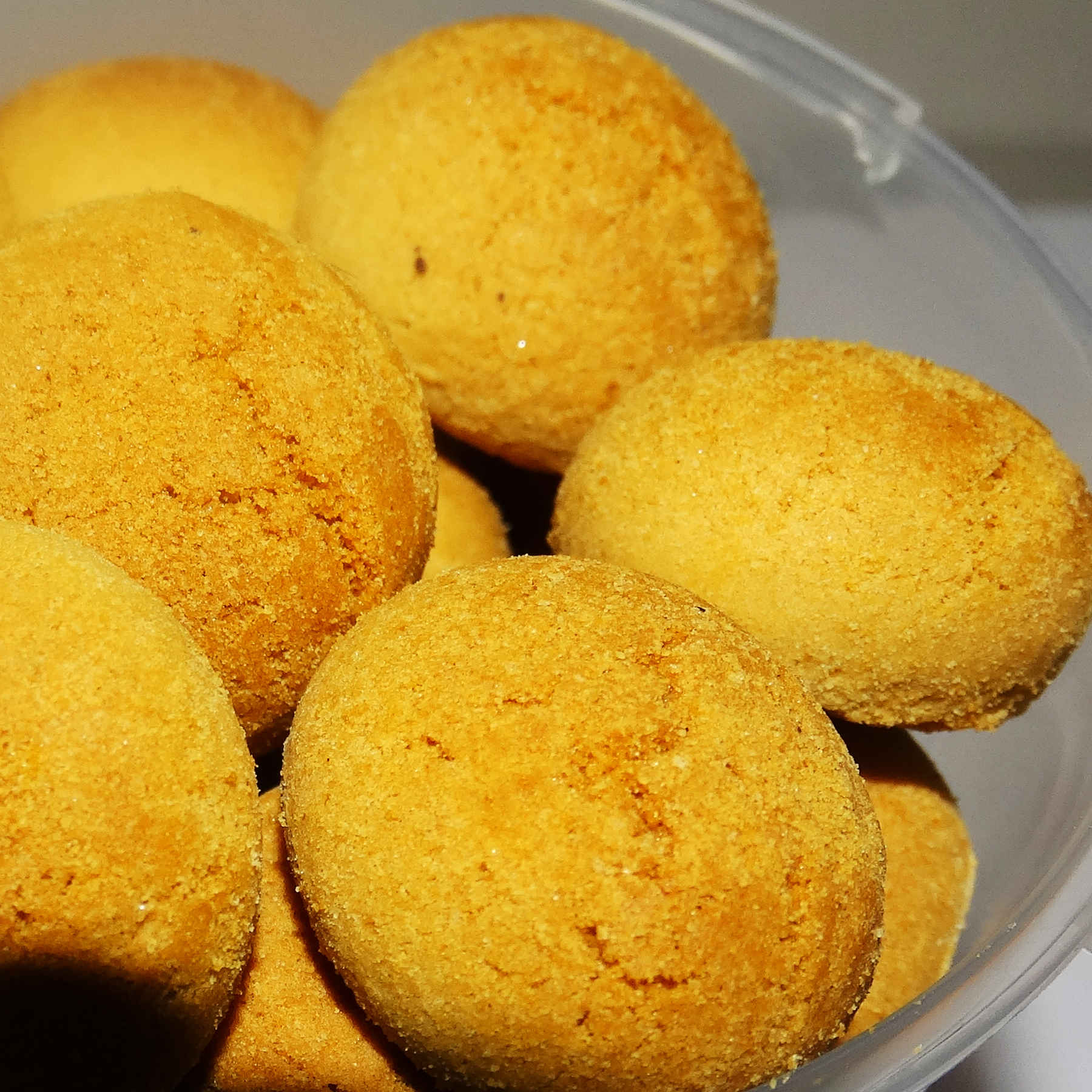 Persian Haji Badam Sweets - Traditional Pastry from Yazd (170 grams ...