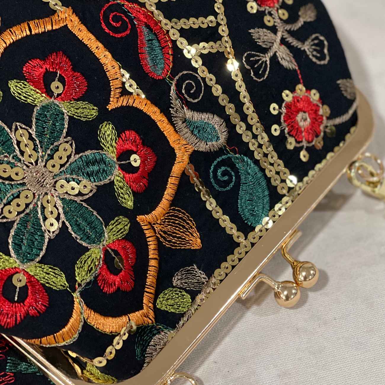 Embroidered Velvet Clutch Formal Handbag with Flower & Leaf Design ...