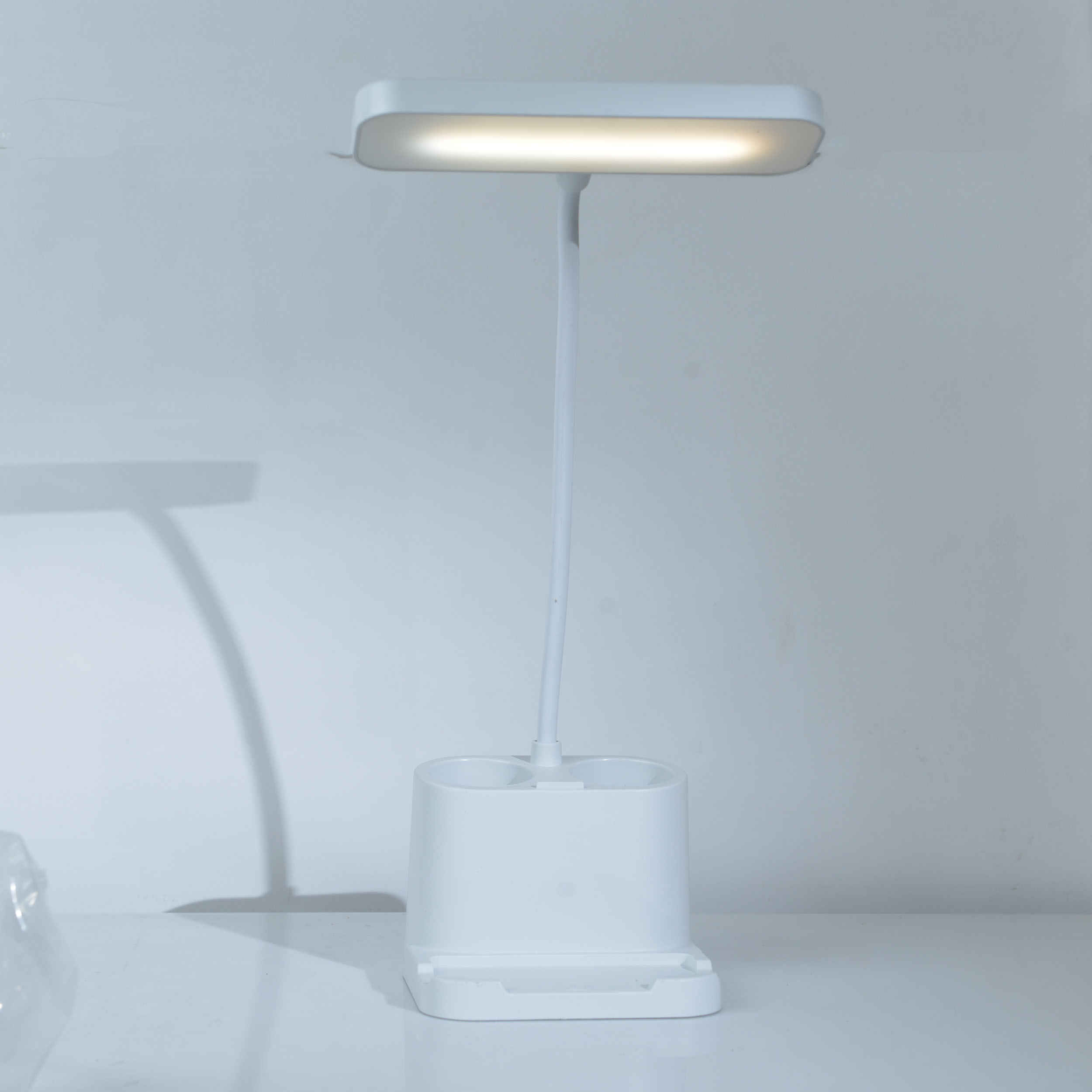 Desk Lamp With Organizer – A Functional Lighting Solution for Any ...