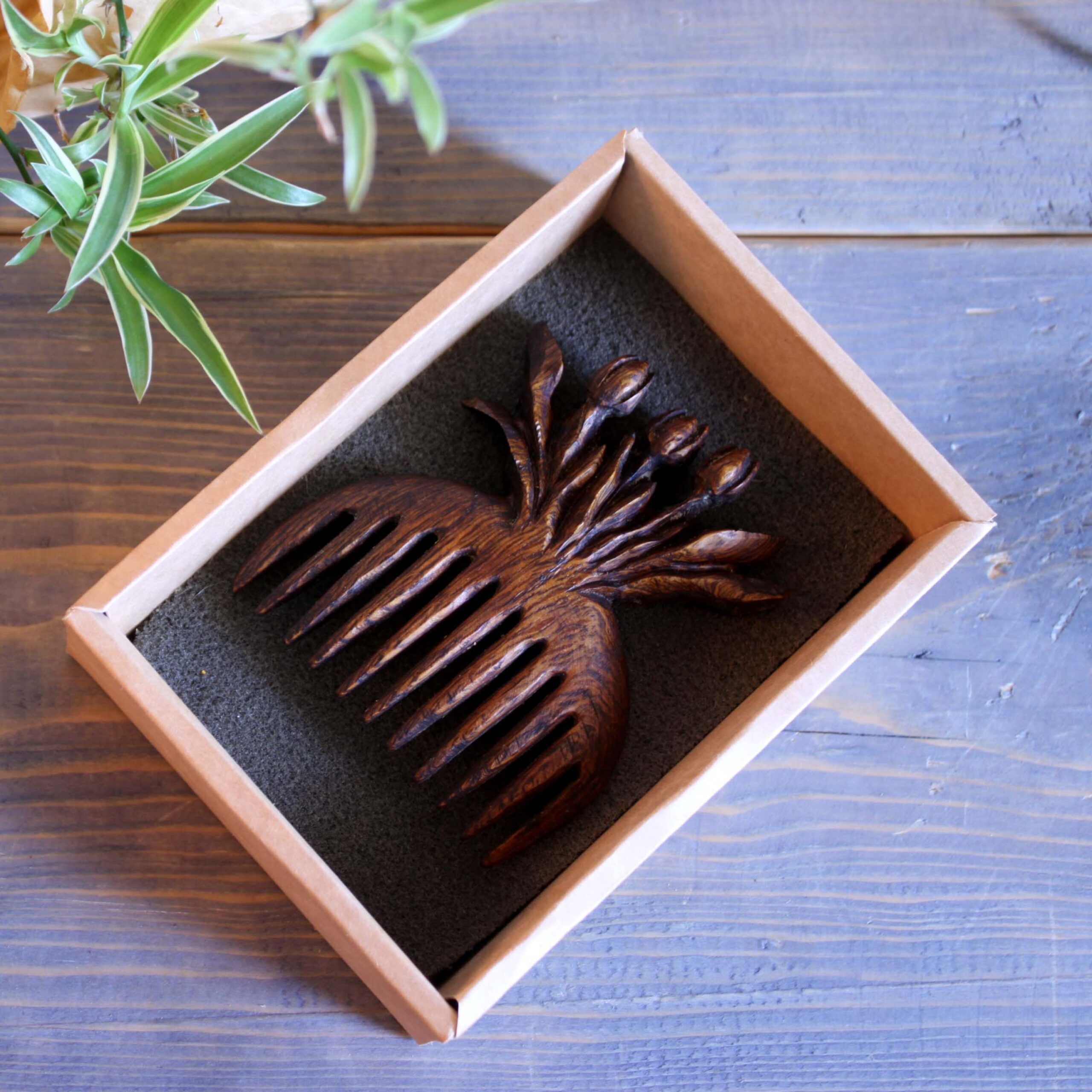 Rustic Hand-Carved Wooden Comb with Floral Tulip Pattern - ShopiPersia