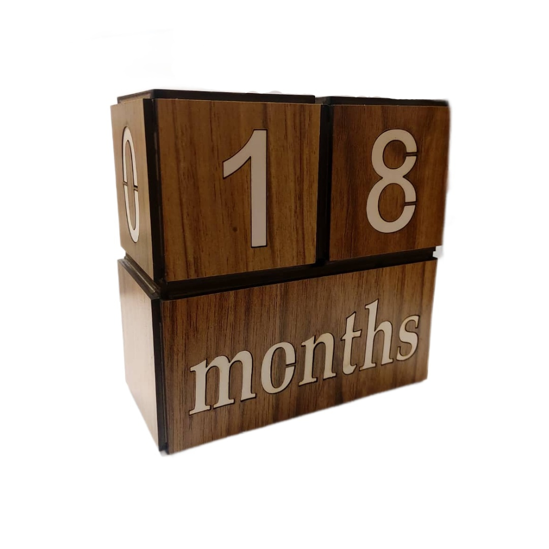 Wooden Cube Desk Calendar – Stylish Home & Office Display - ShopiPersia