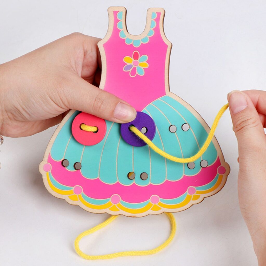 Montessori Lacing Toy – Threading Buttons for Fine Motor Skill ...