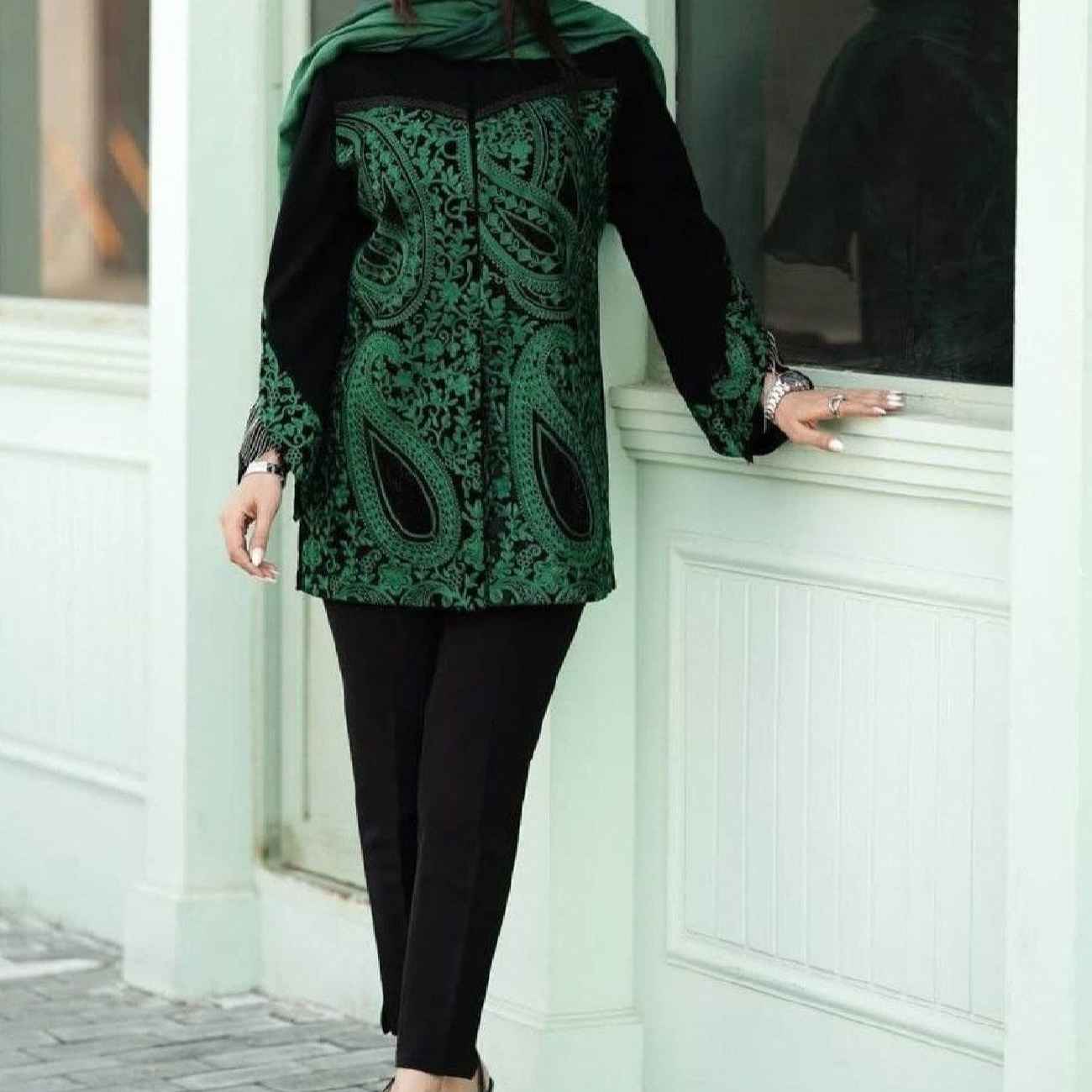 Elegant Iranian Manto Set with Traditional Boteh Jeghe Pattern ...
