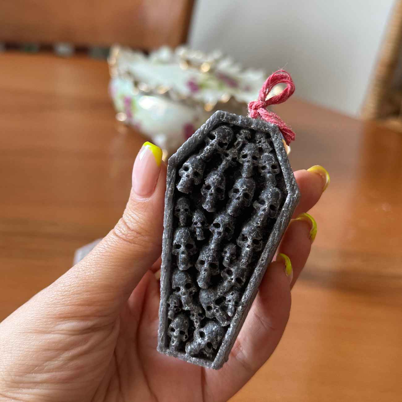 Handmade Gothic Candles – Coffin & Skeleton – Aromatic, Natural & Vegan ...