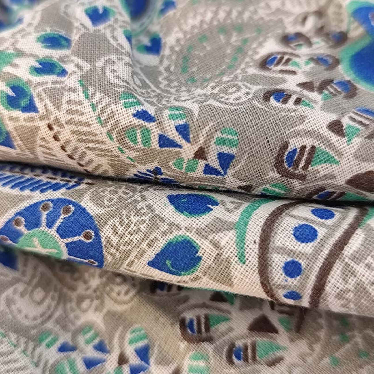 Summer-Perfect Gray Manto with Artful Persian Touch - ShopiPersia